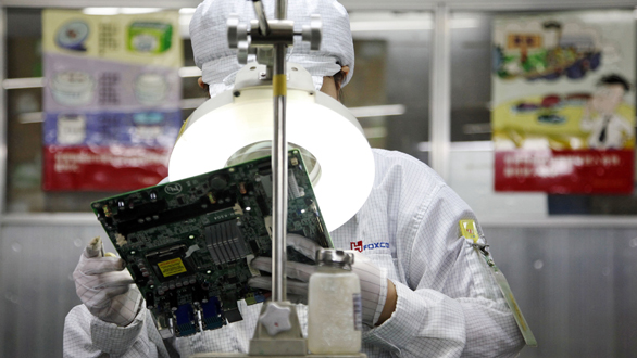 How Foxconn’s Million-Machine ‘Robot Kingdom’ Will Change the Face of ...