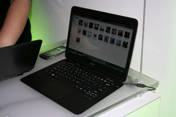 The Record Setter | CES: 12 Unique Ultrabooks and Tablets You Should ...