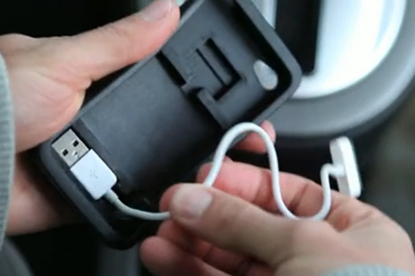 Cord-On-Board: New iPhone Case Packs Its Own Charging Cable | TIME.com