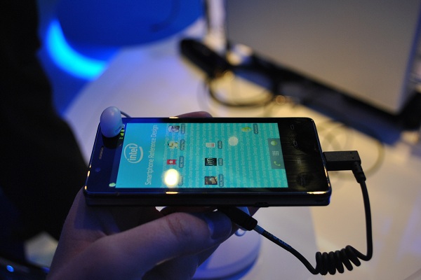 Intel Smartphone Reference Design | The 12 Coolest Things We Saw at the ...