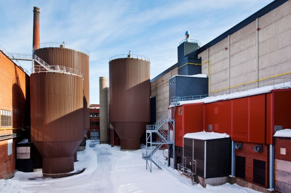 PHOTOS: Take a Look Inside Google's Data Centers | TIME.com