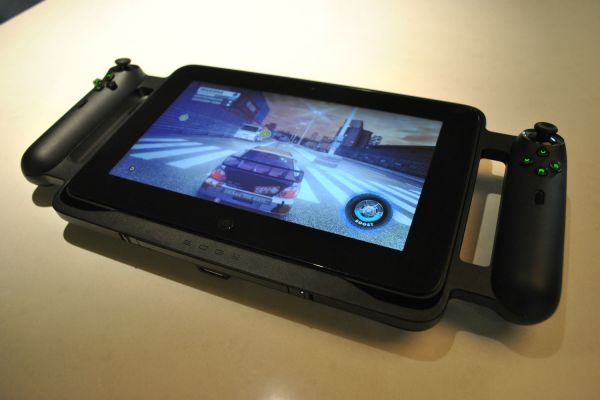 Razer Edge Hands-On: A Modular Tablet for PC Gamers | TIME.com