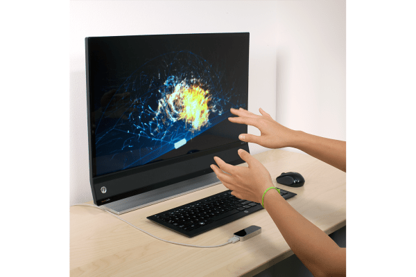 Review: Leap Motion’s Touchless Input Is a Fun, Futuristic Work in ...