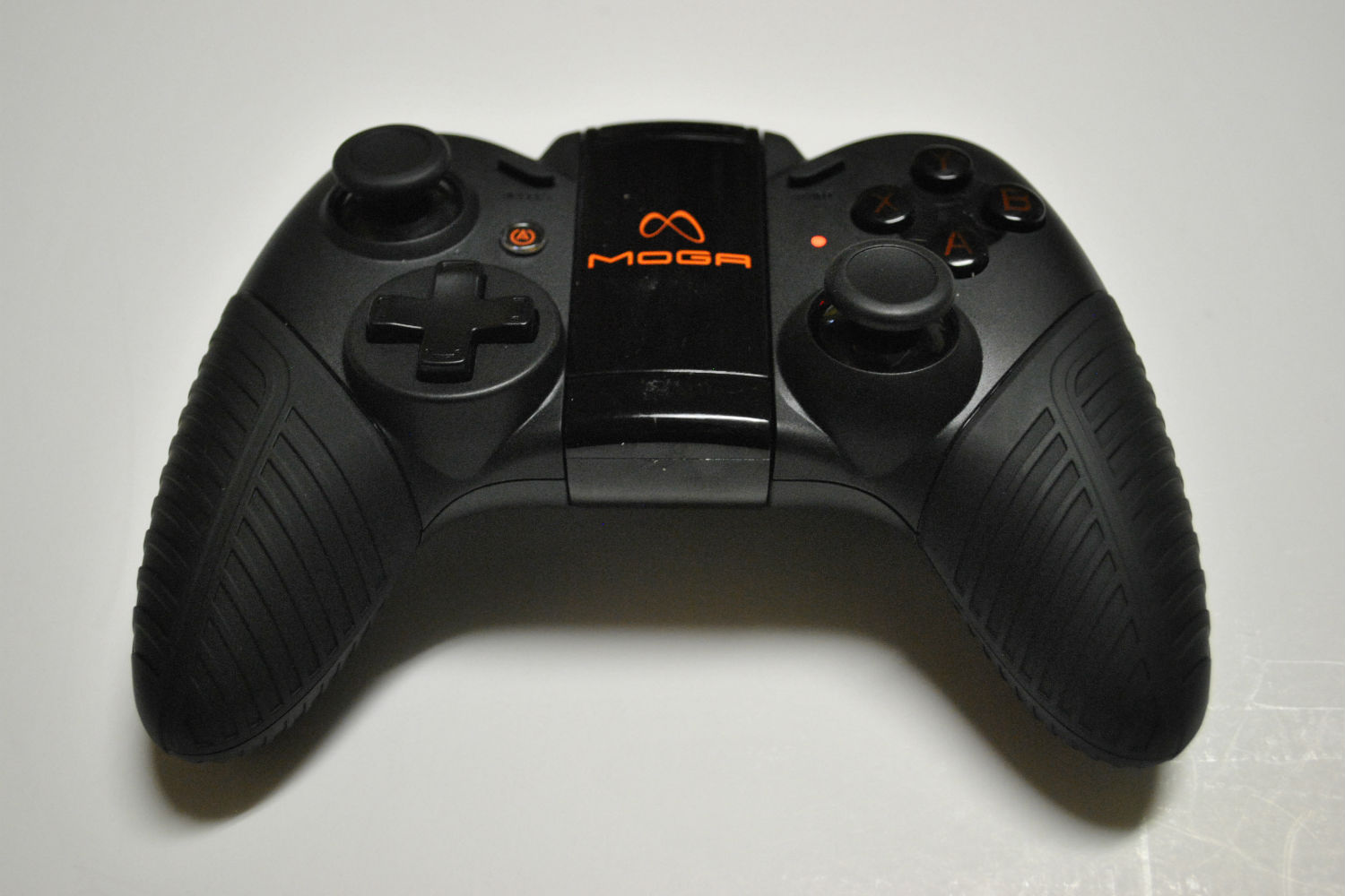 Review: Moga Pro Turns Android Phones into Portable Gaming Systems ...