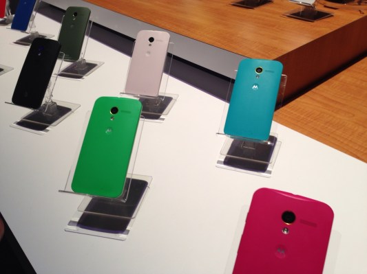 First Look: The Moto X Is a Customizable Motorola Phone with Google DNA ...
